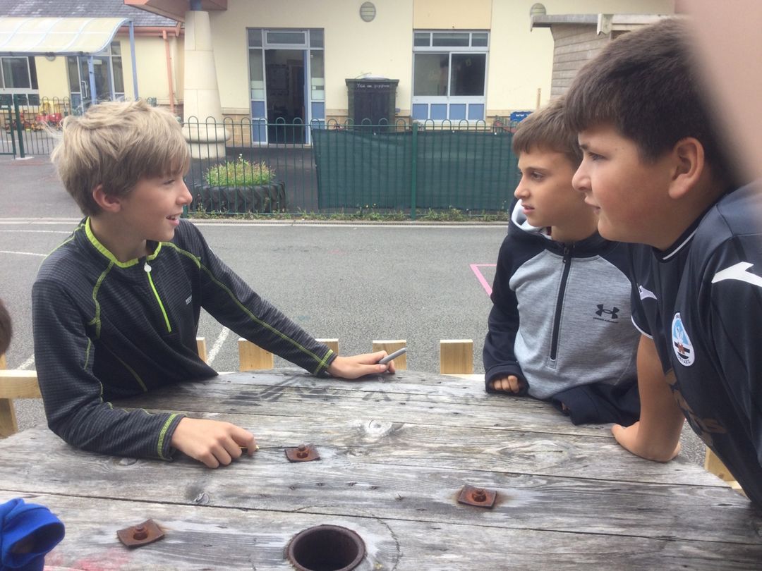 Dosbarth Merched Beca – Narberth School