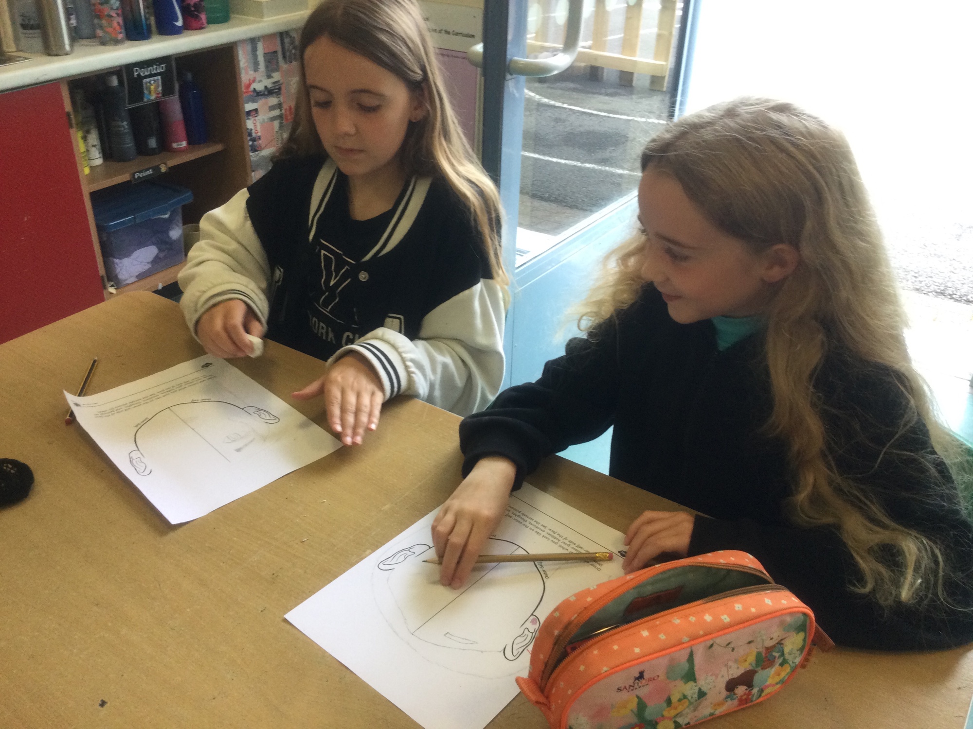 Dosbarth Merched Beca – Narberth School